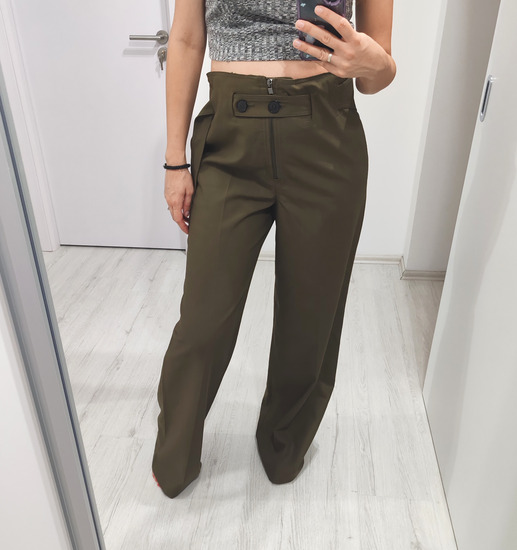 Pantalone velicina M - ZARA -NOVO