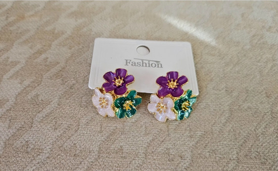 Floral stud emajlirane nove minđuše