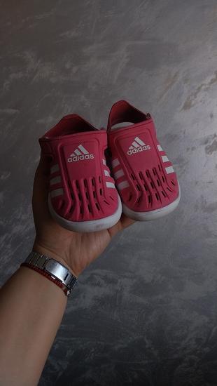 Adidas sandale