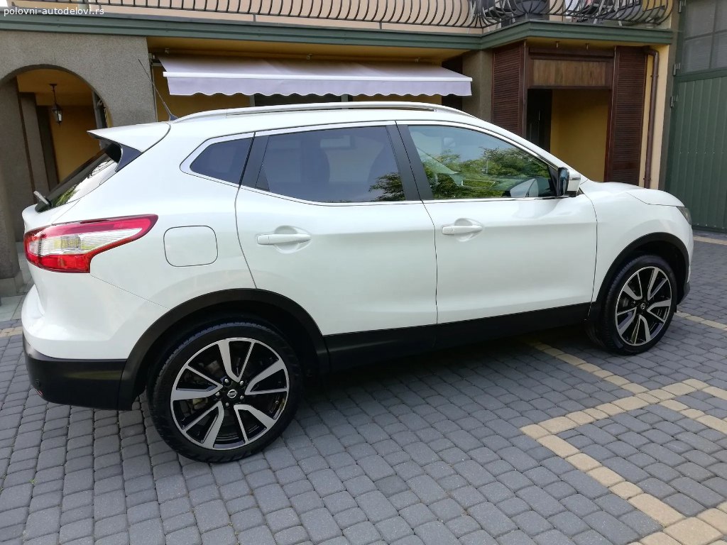 NISSAN QASHQAI J11 DELOVI