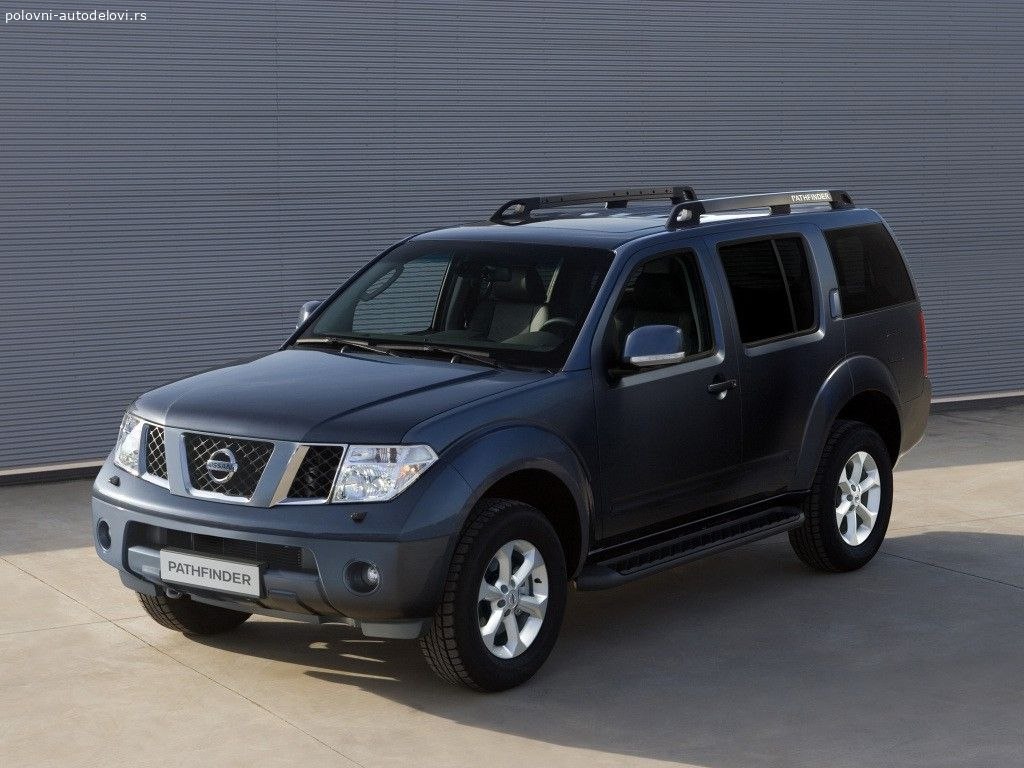 NISSAN PATHFINDER DELOVI