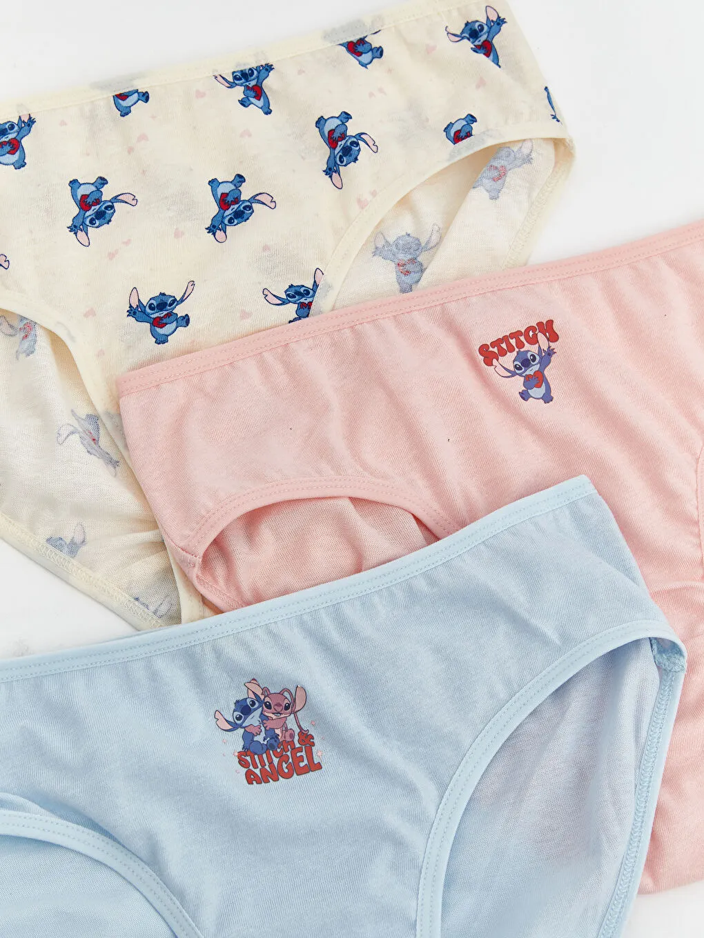LCW Kids Štampane Gaćice Za Devojčice Stitch I Angel, Pakovanje Od 3 Komada