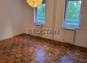Izdavanje Stan - Beograd, Novi Beograd: Bežanijska kosa