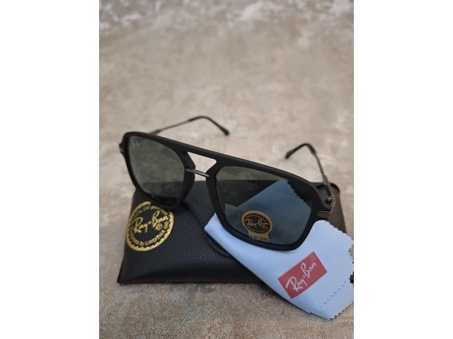 Ray ban crne naocare za sunce muske