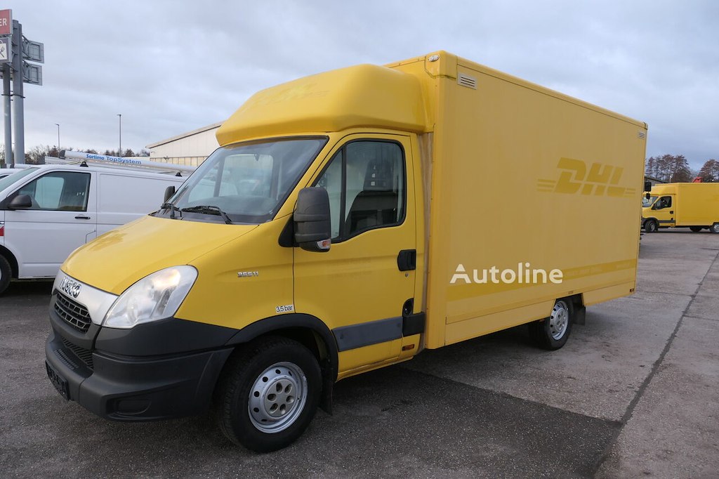 IVECO Daily 35 S11 kamion furgon < 3.5t
