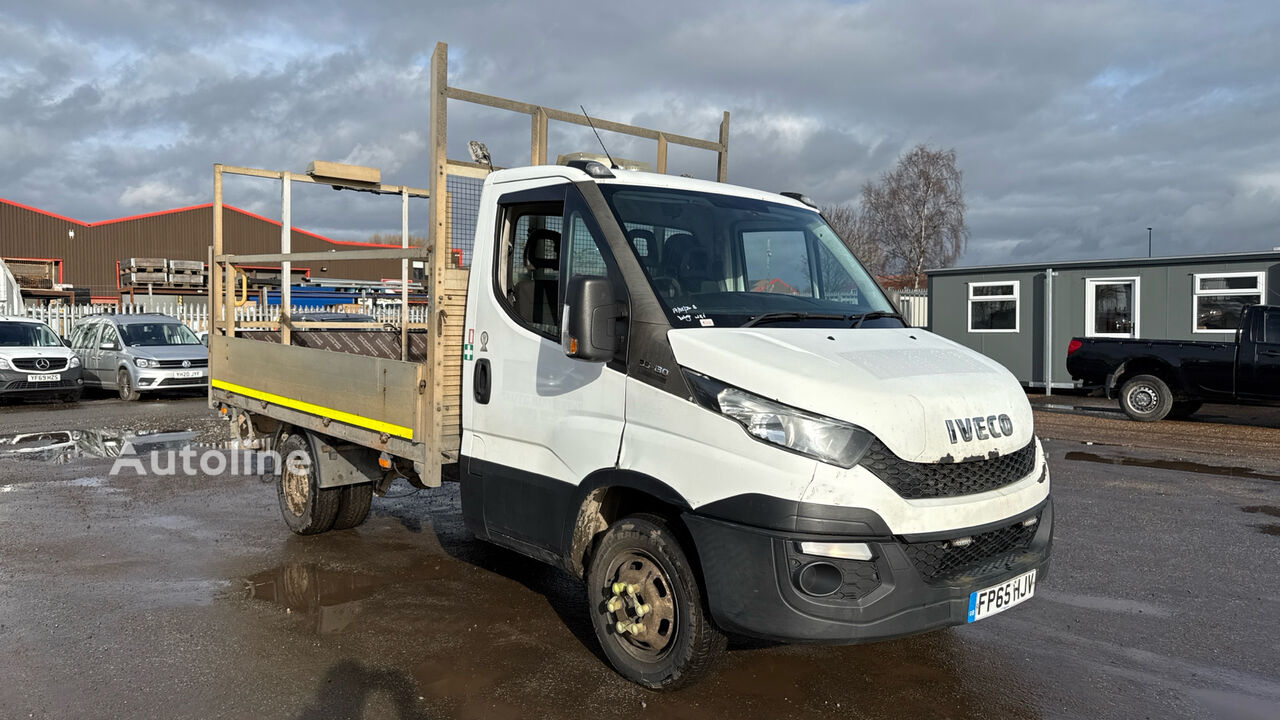 Prodaje se IVECO DAILY 35-130 kamion s ravnom platformom < 3.5t na aukciji