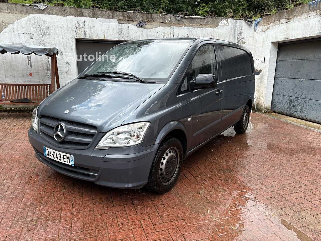 Prodaje se Mercedes-Benz Vito 113 CDI minibus furgon na aukciji