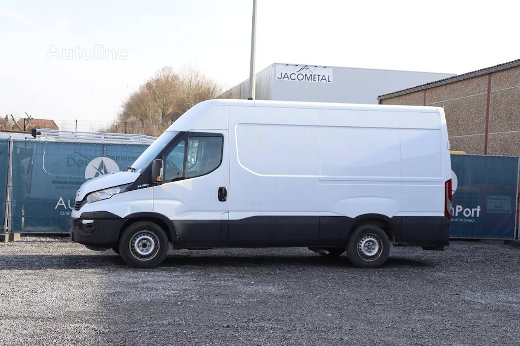 Prodaje se IVECO Daily minibus furgon na aukciji