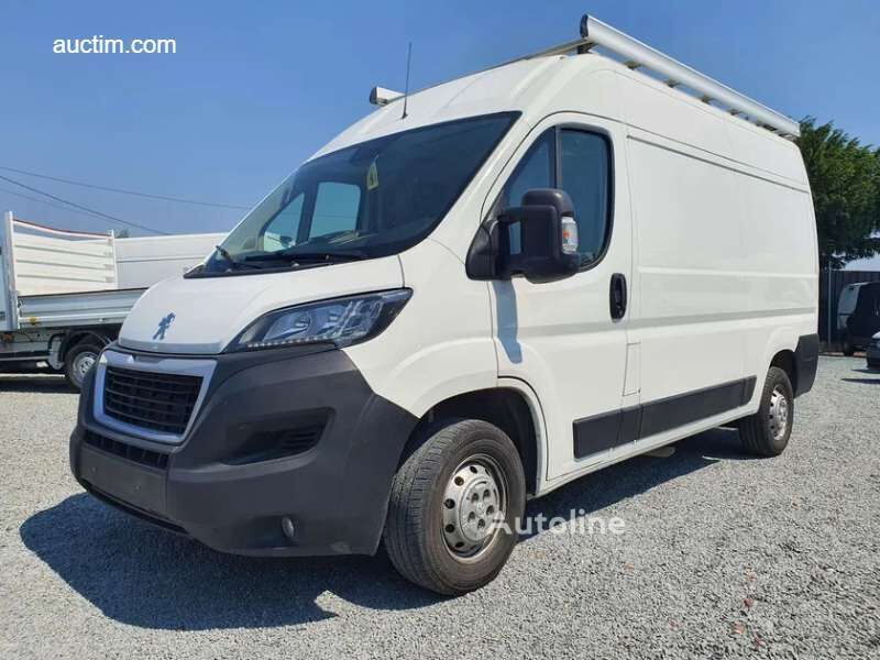 Prodaje se Peugeot BOXER minibus furgon na aukciji