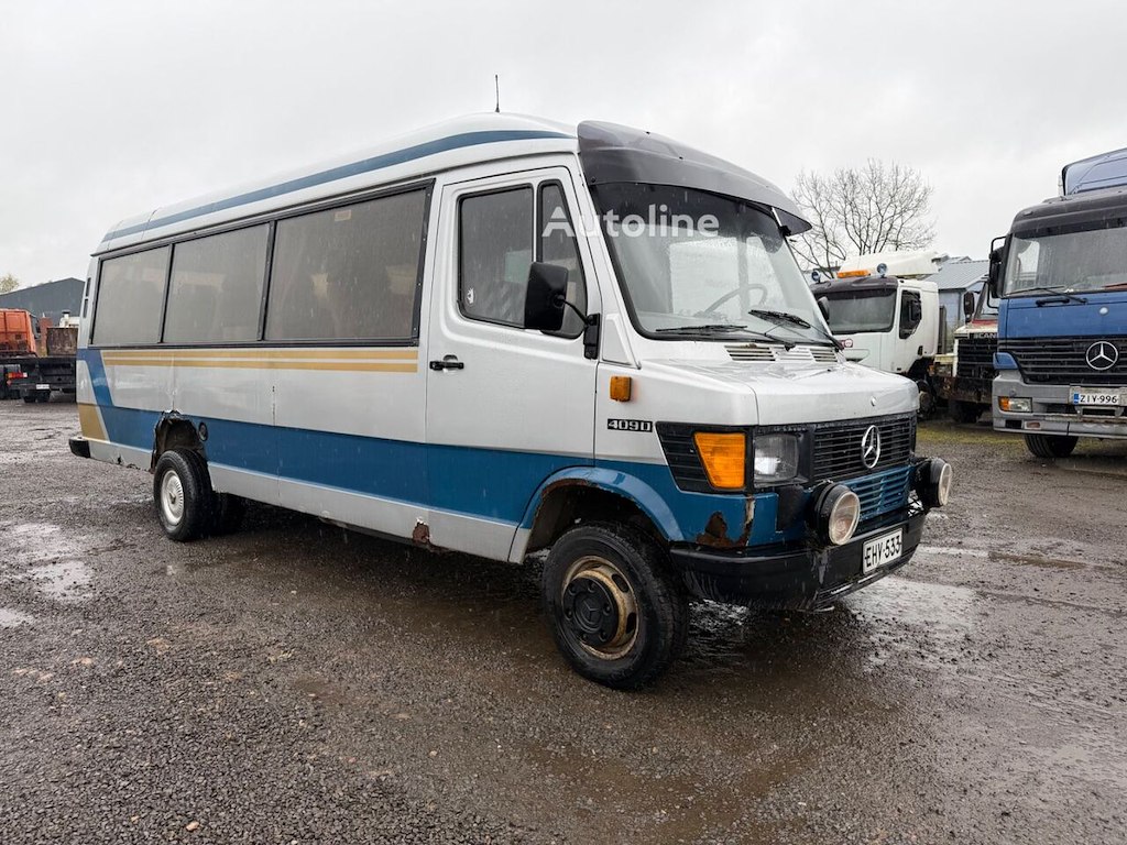 Mercedes-Benz 409 bus 14 seats 3.0 L 5 cylinder manual putnički minibus
