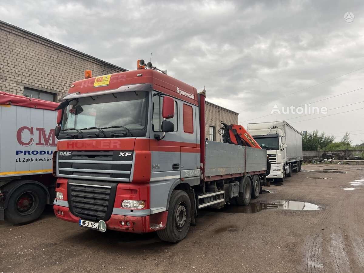 DAF XF 460 kamion s ravnom platformom
