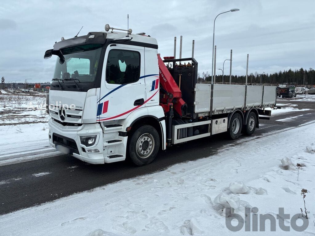 Prodaje se Mercedes-Benz ACTROS kamion s ravnom platformom na aukciji