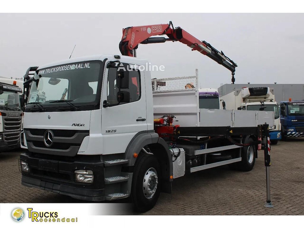 Mercedes-Benz Axor 1929 + FASSI F135 + REMOTE + EURO 5 + MANUAL kamion s ravnom platformom