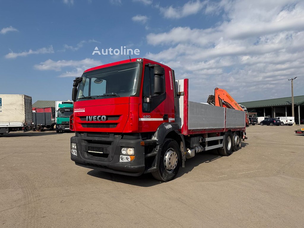 IVECO STRALIS ACTIVE DAY with crane, manual, E5 VIN 217 kamion s ravnom platformom