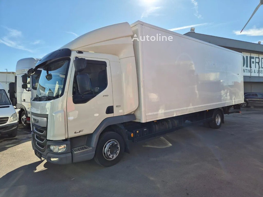 DAF LF 210 FA kamion furgon