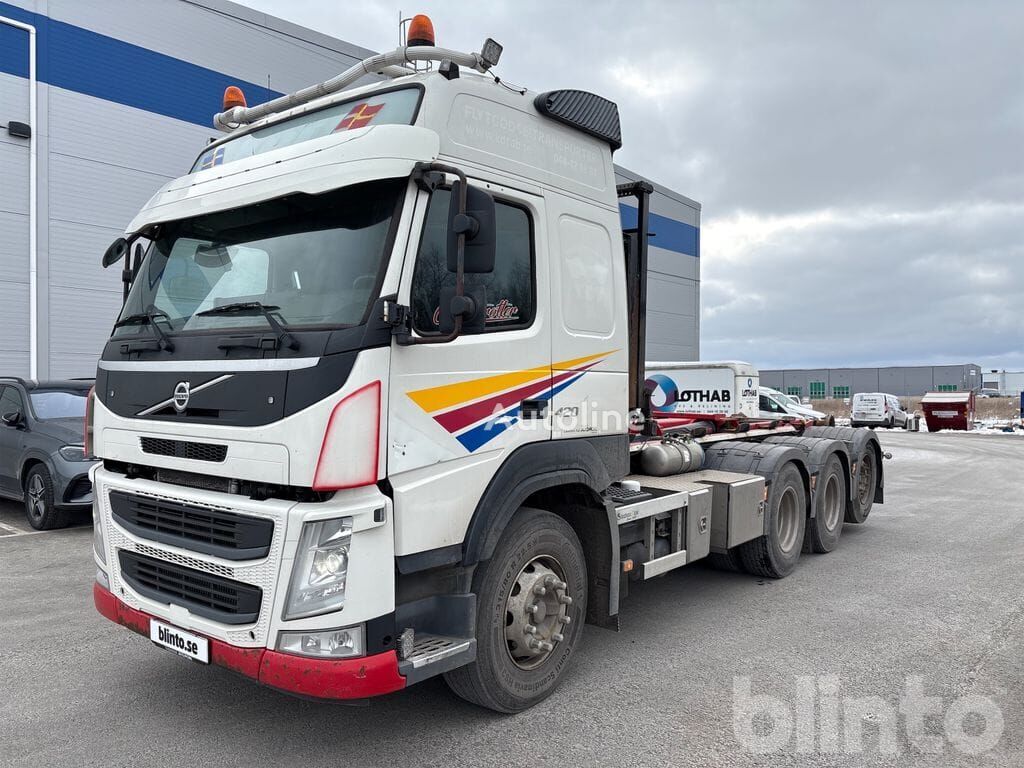 Prodaje se Volvo FM 420 8x4 I-Shift rol kiper sa kukom na aukciji