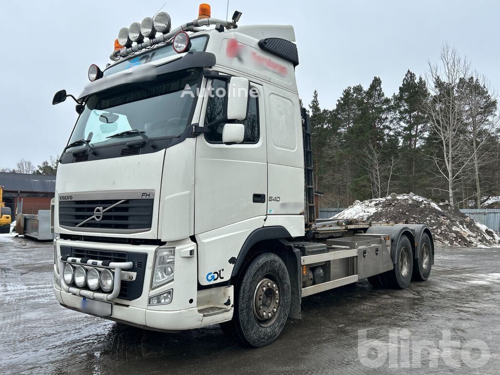 Prodaje se Volvo FH 540 rol kiper sa kukom na aukciji