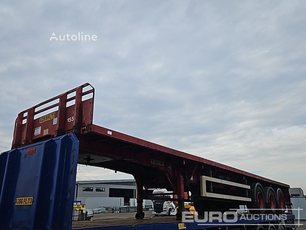 Prodaje se Dennison Trailers Tri Axle Extendable Flat Bed Trailer poluprikolicu platformu na aukciji