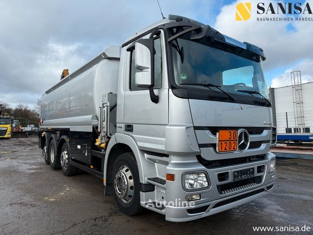 Mercedes-Benz Actros 3241 autocisterna za gorivo