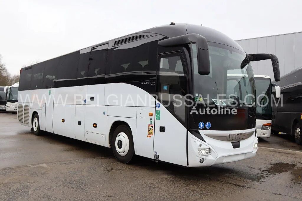 IVECO Magelys / 12.8m / Lift / Full Option turistički autobus