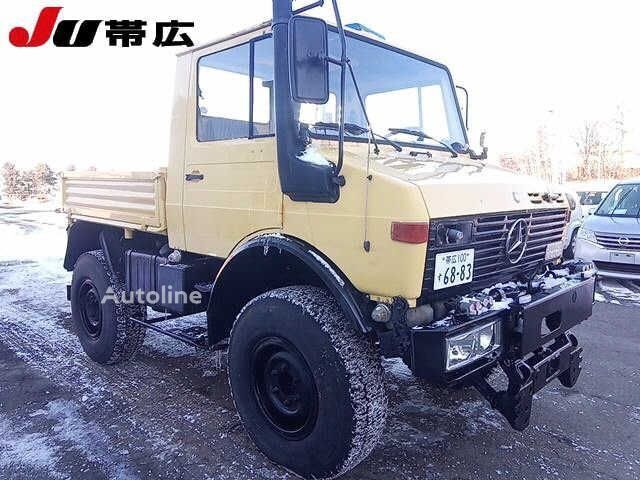 Mercedes-Benz UNIMOG univerzalna komunalna mašina