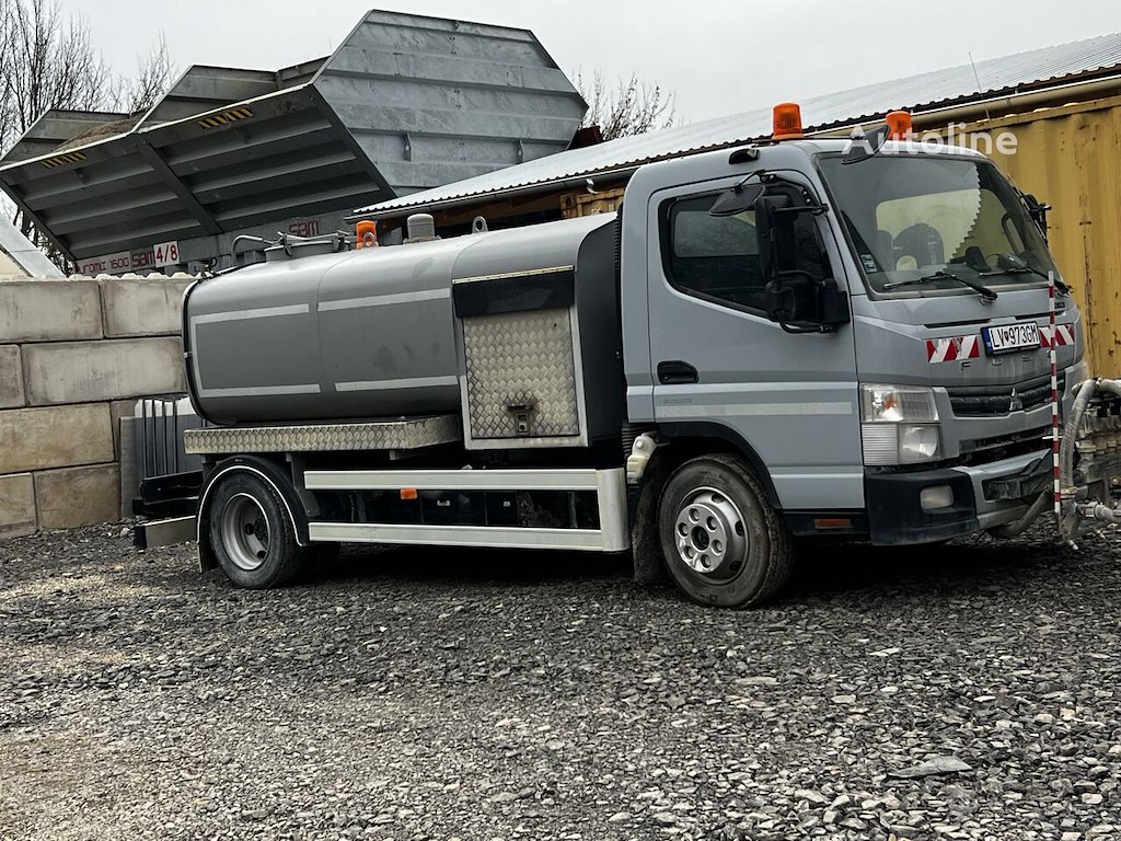 Mitsubishi Fuso 9C18 cisterna za pranje ulica
