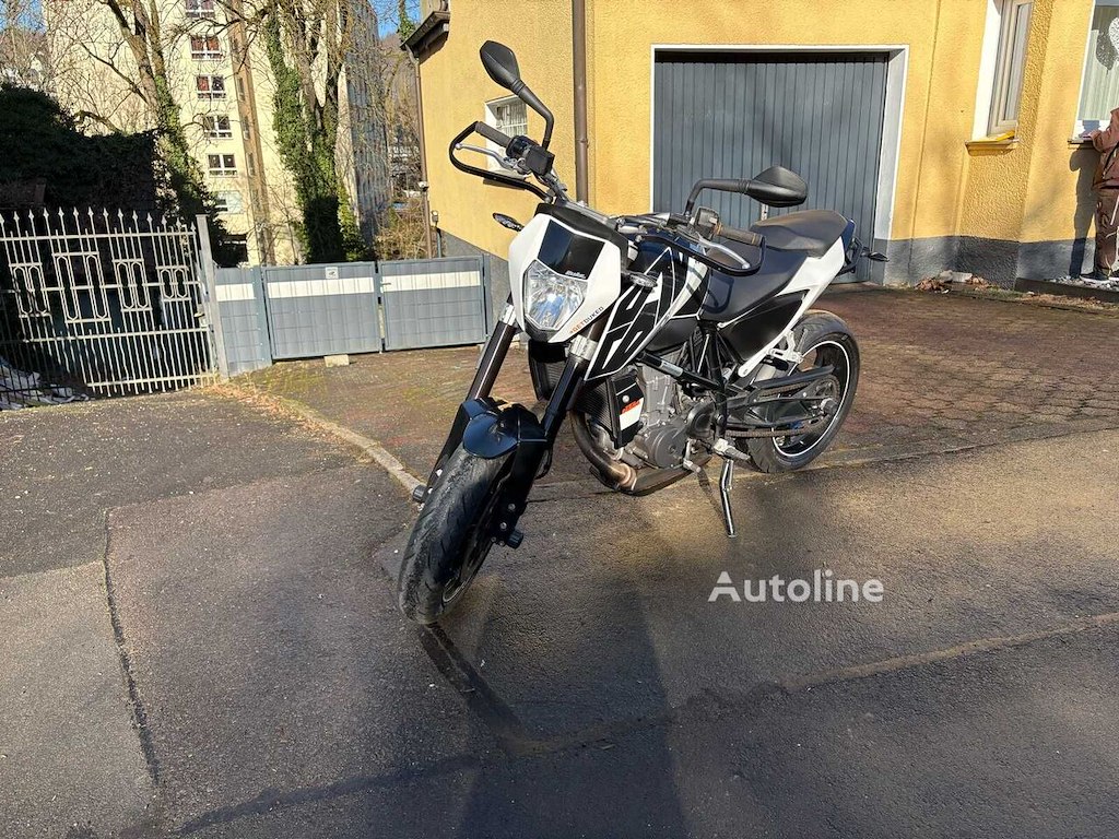 Prodaje se KTM 690 Duke motocikl na aukciji
