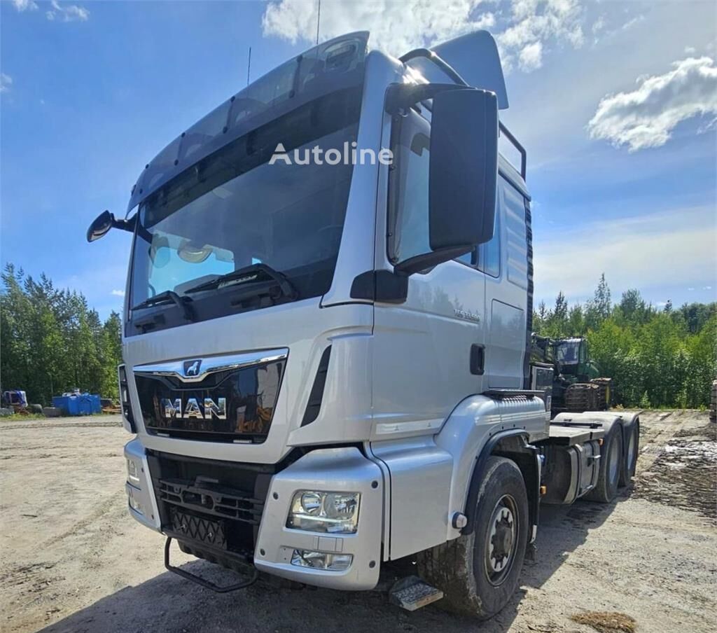 MAN TGS 6X6 tegljač