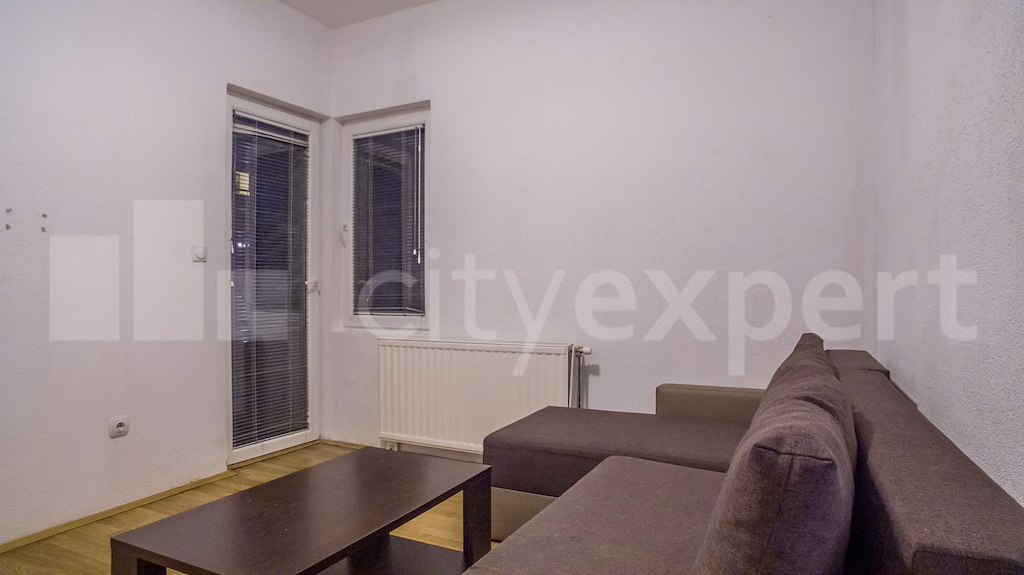 Stan za izdavanje BEZ PROVIZIJE: Trosoban, 70m², Krivošijska, Voždovac - 370€