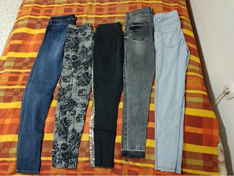 Lot 5 pari pantalona S