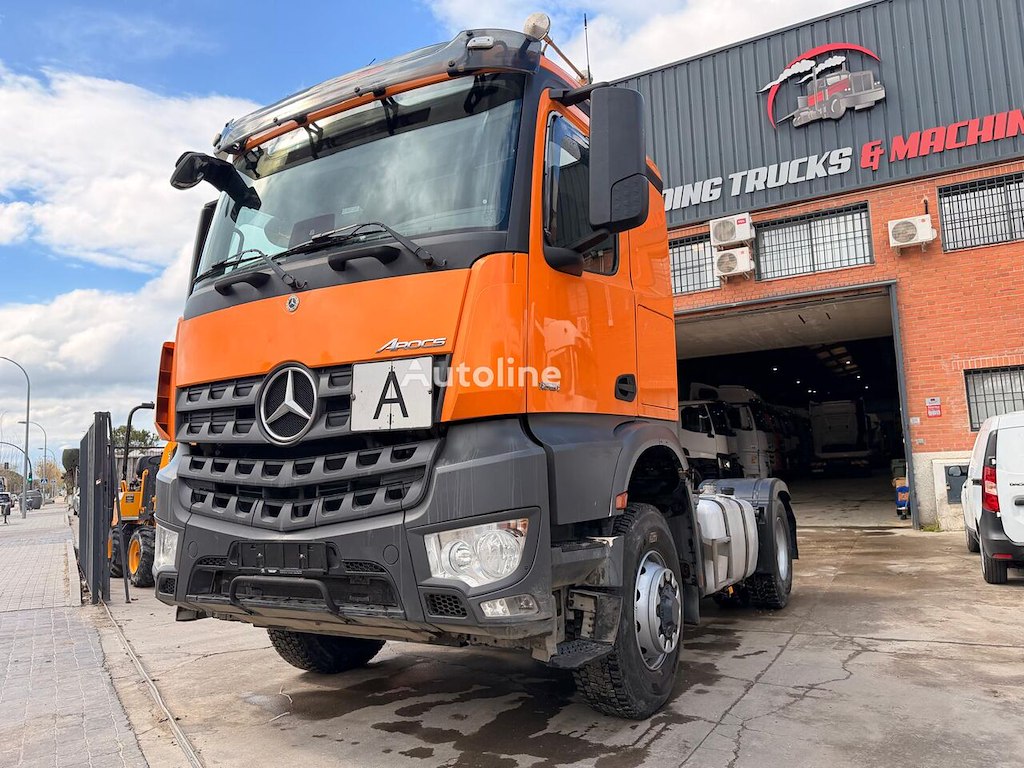 Mercedes-Benz Arocs 1851 tegljač