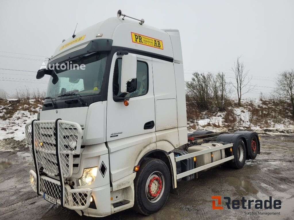 Prodaje se Mercedes-Benz ACTROS 963-0-C tegljač na aukciji