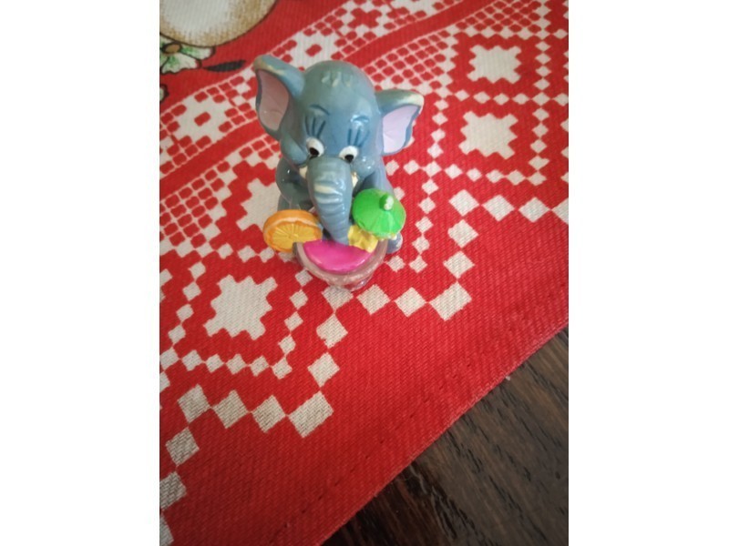 Kinder figurica Slonce
