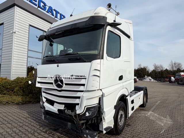 Mercedes-Benz Actros 1851 tegljač
