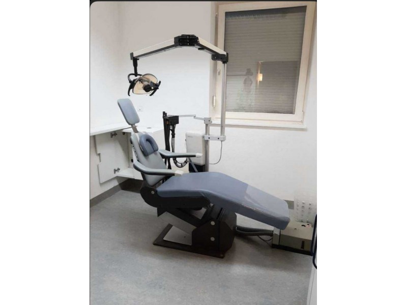 Stomatoloska stolica