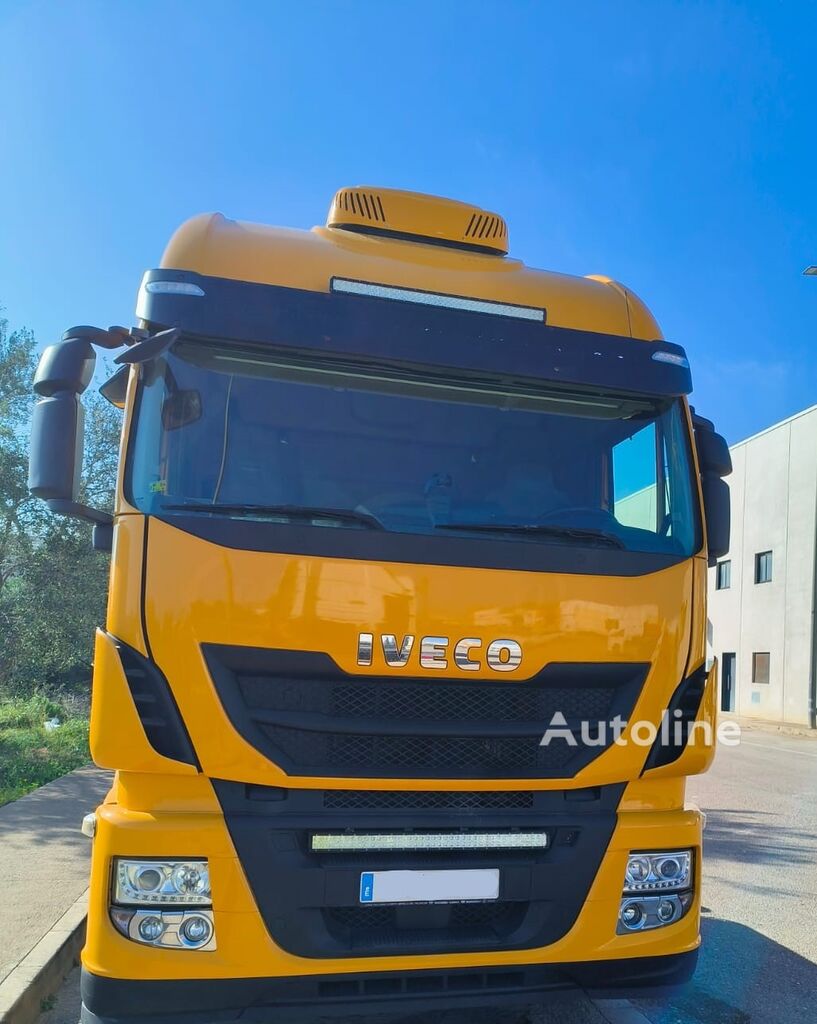 IVECO S-Way 460 tegljač