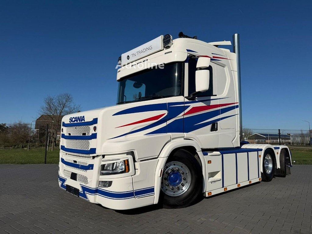 Scania T650 V8, TUFT TORPEDO, OPEN EXHAUST, STEERING TAG AXLE, FULL AIR tegljač