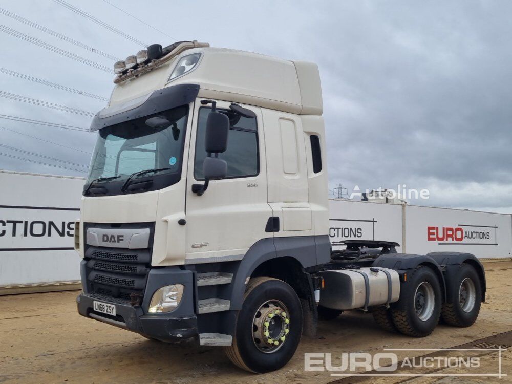 Prodaje se DAF CF530 tegljač na aukciji