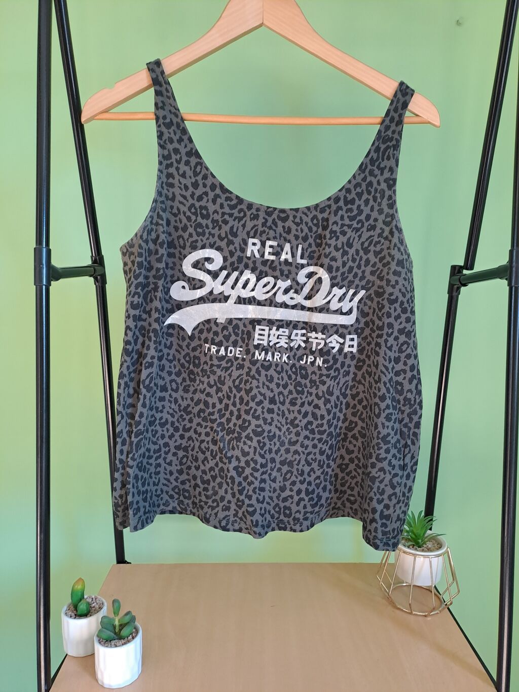 Superdry ženska majica bez rukava - Model: tank top sa širokim