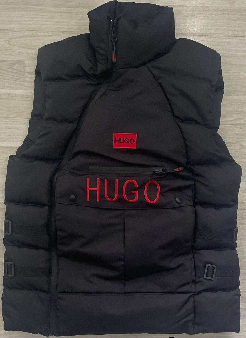 Prsluk Hugo Boss, bоја - Crna