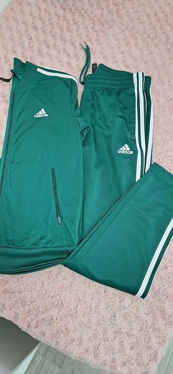 Adidas trenerka vel. S