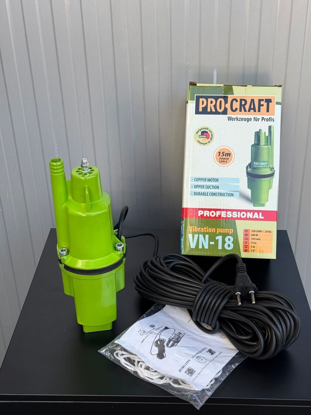 02    PRO-CRAFT Vibraciona Pumpa 600W    Idealna za bunare, rezervoare