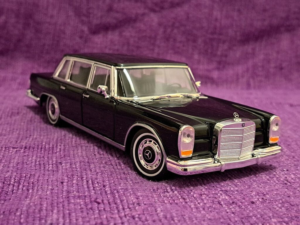 Mercedes 600 W100 1963 1:24 Welly NOVO! Model MERCEDES 600 W100