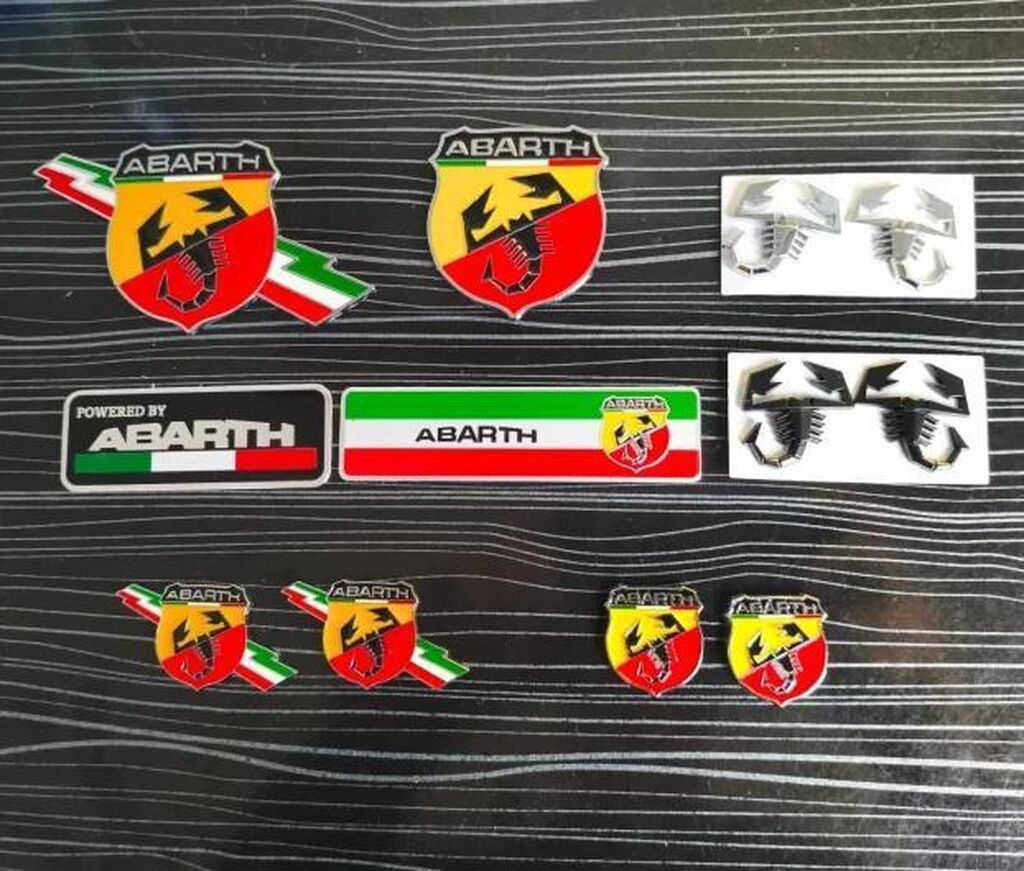 Fiat Abarth znakovi oznake. Abarth samolepljivi metalni znakovi za