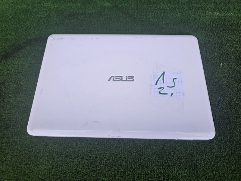 Asus laptop iz nemacke