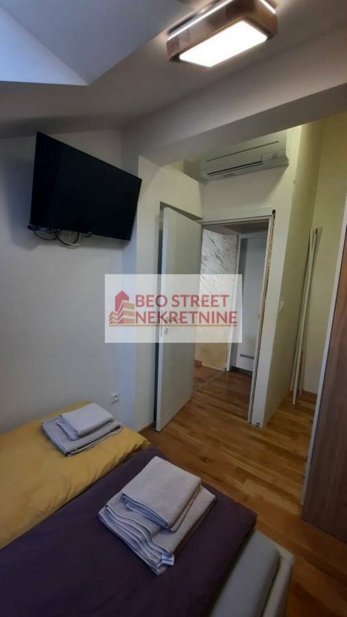 Jednoiposoban stan, Beograd - Kopitareva Gradina | Izdavanje · 35m² · 600€