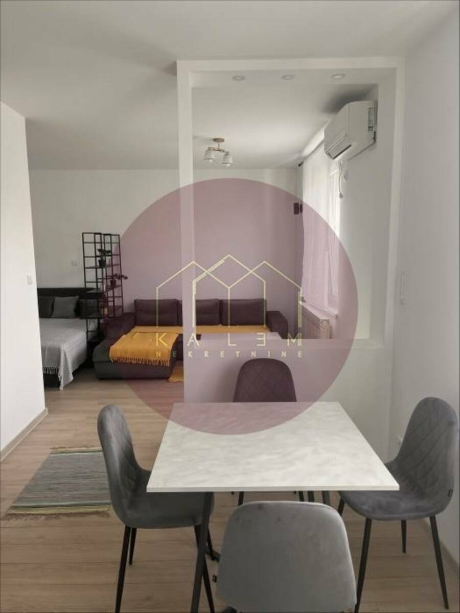 Jednosoban stan, Beograd - Kalenić Pijaca | Izdavanje · 35m² · 730€