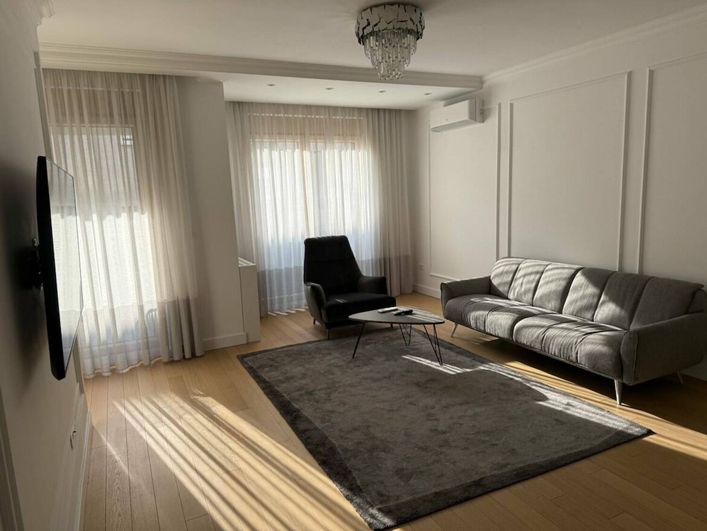 Trosoban stan, Beograd - Hram | Izdavanje · 80m² · 1.600€