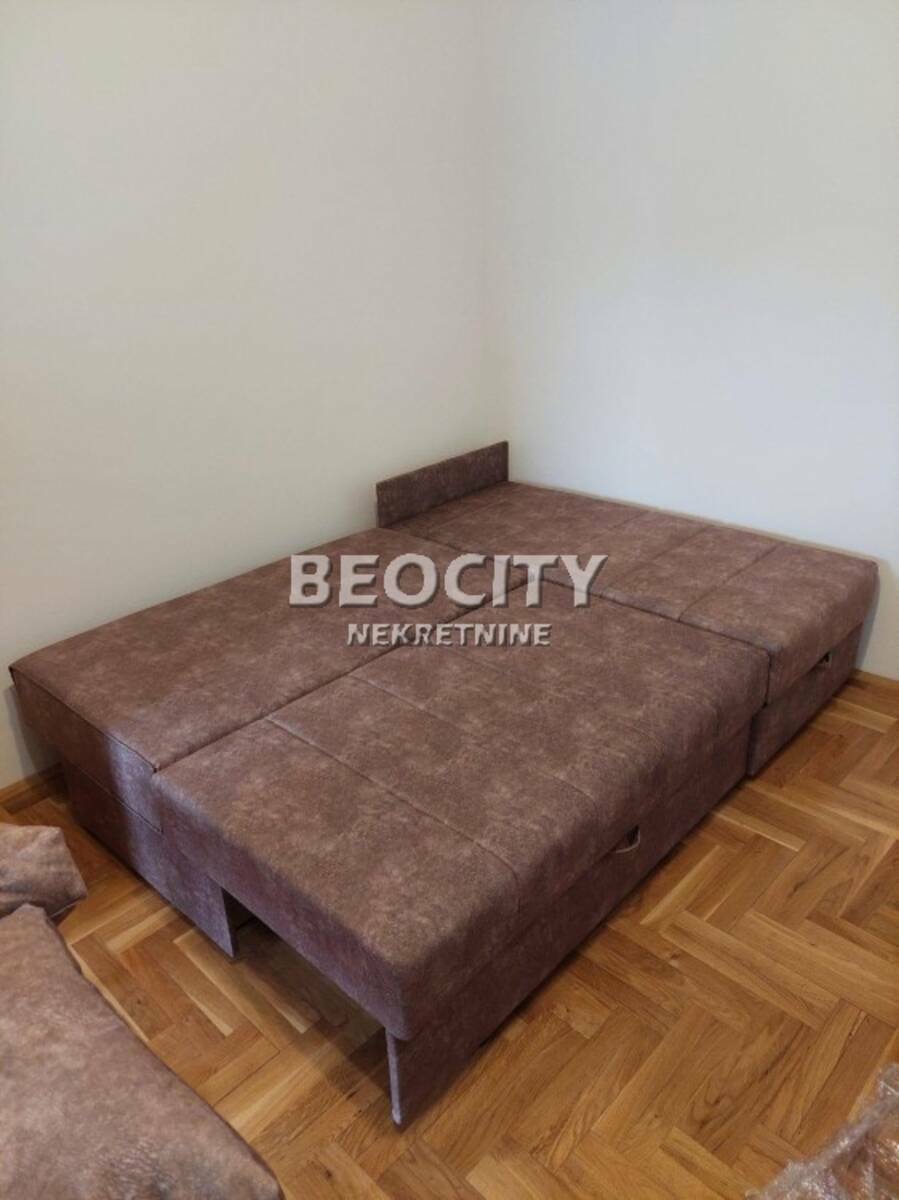 Jednosoban stan, Novi Sad - Bulevar Patrijarha Pavla | Izdavanje · 27m² · 300€
