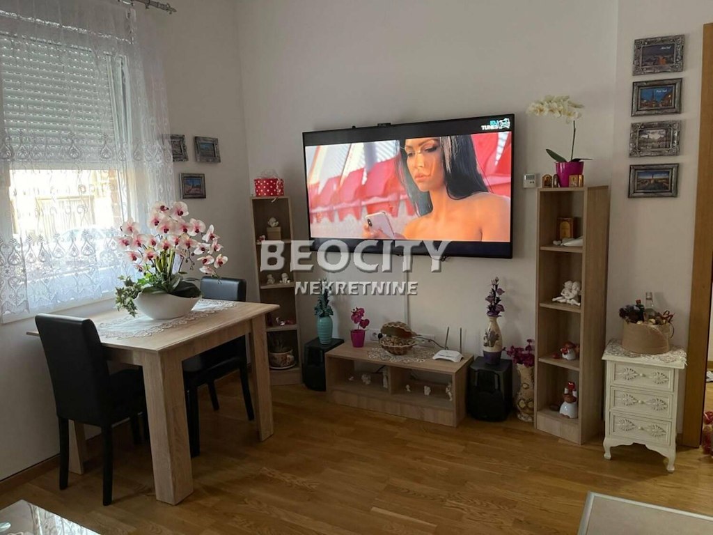 Dvosoban stan, Novi Sad - Salajka | Izdavanje · 34m² · 400€
